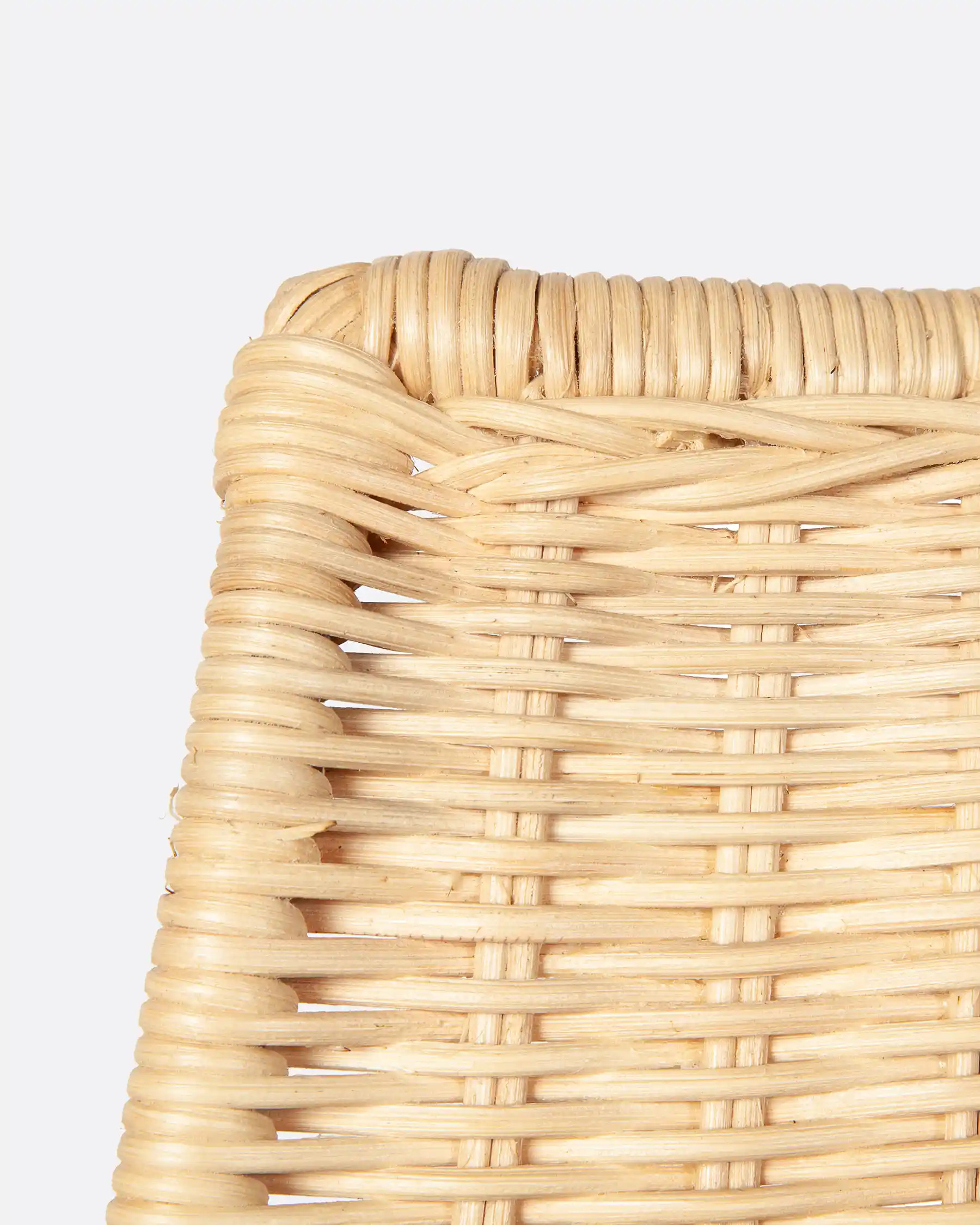 Compra Silla Camp Lounge Ratan Negra|Dareels Design