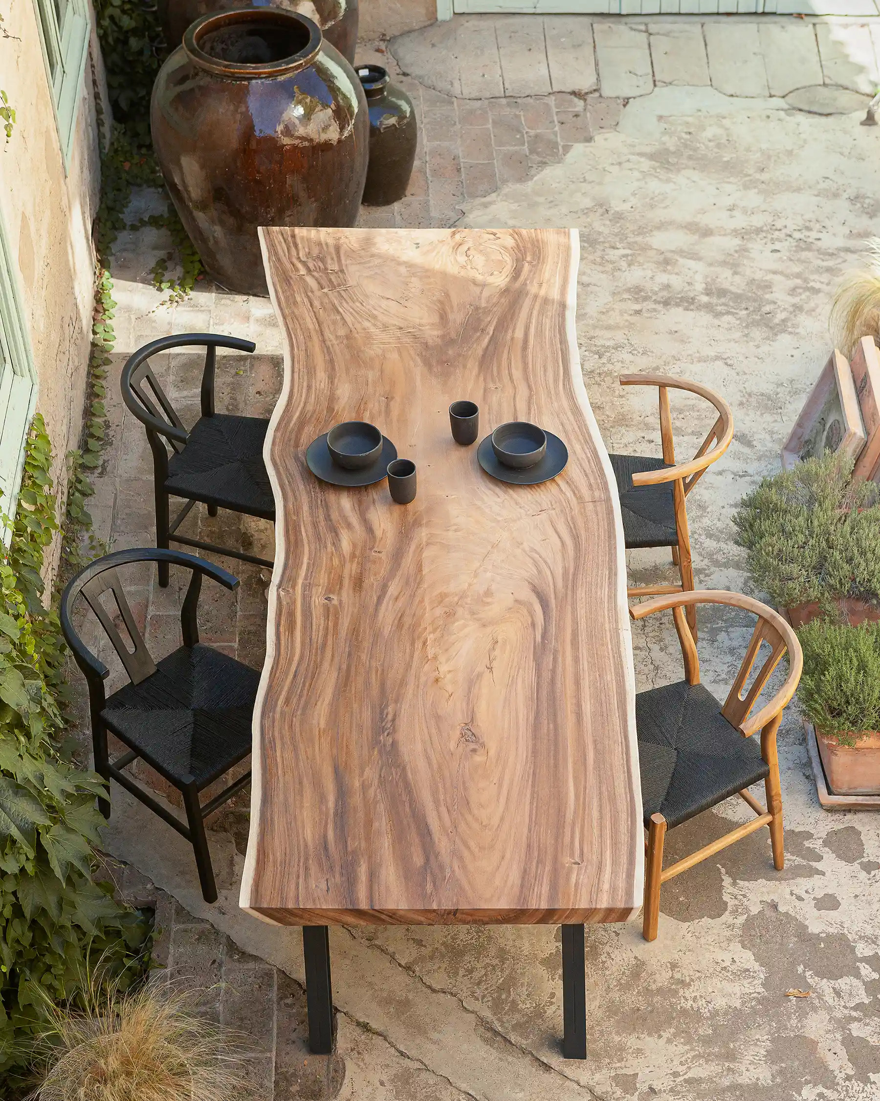 IMPERIA Dining table in suar wood and iron 220 x width variable from 70 ...